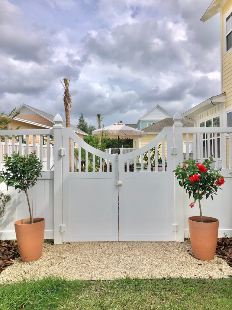 The Double Dip Gate - The Porch Store